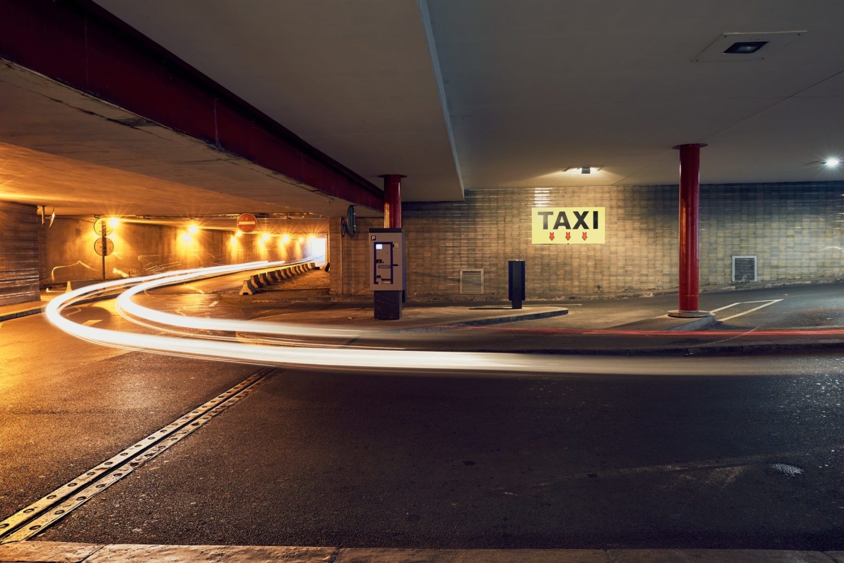 About US | Gibbons Taxi